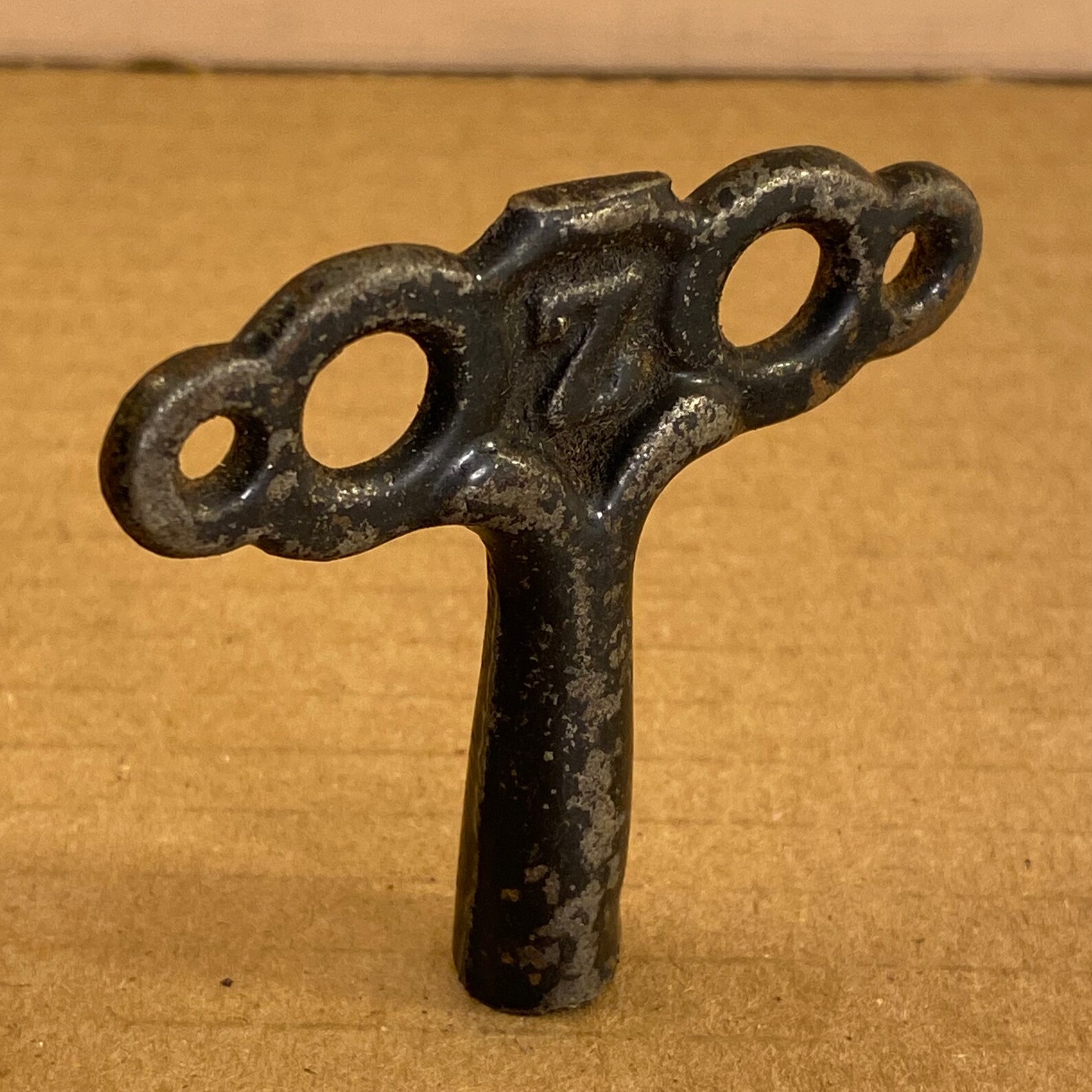 Vintage Clock Keys lot of 2 Wind up Keys Skeleton Keys - Etsy