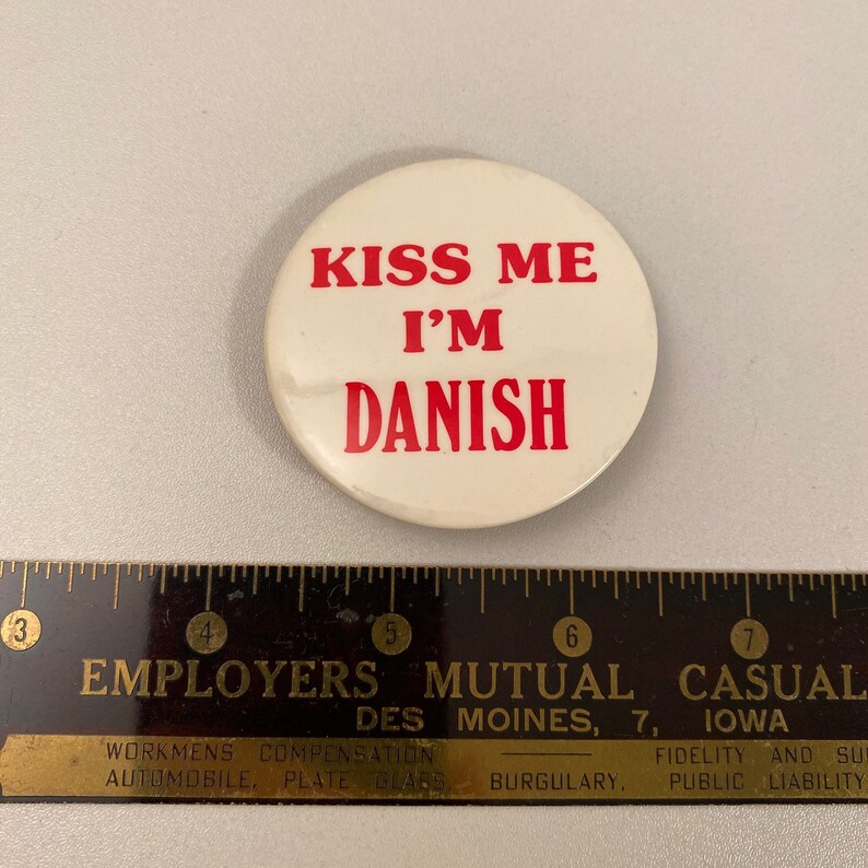 1970s Kiss Me I'm Danish Pinback Button Vintage 70s Danes - Etsy