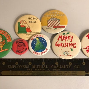 7 Christmas Pinback Buttons, Vintage Kitschy Christmas, Pin Back ...