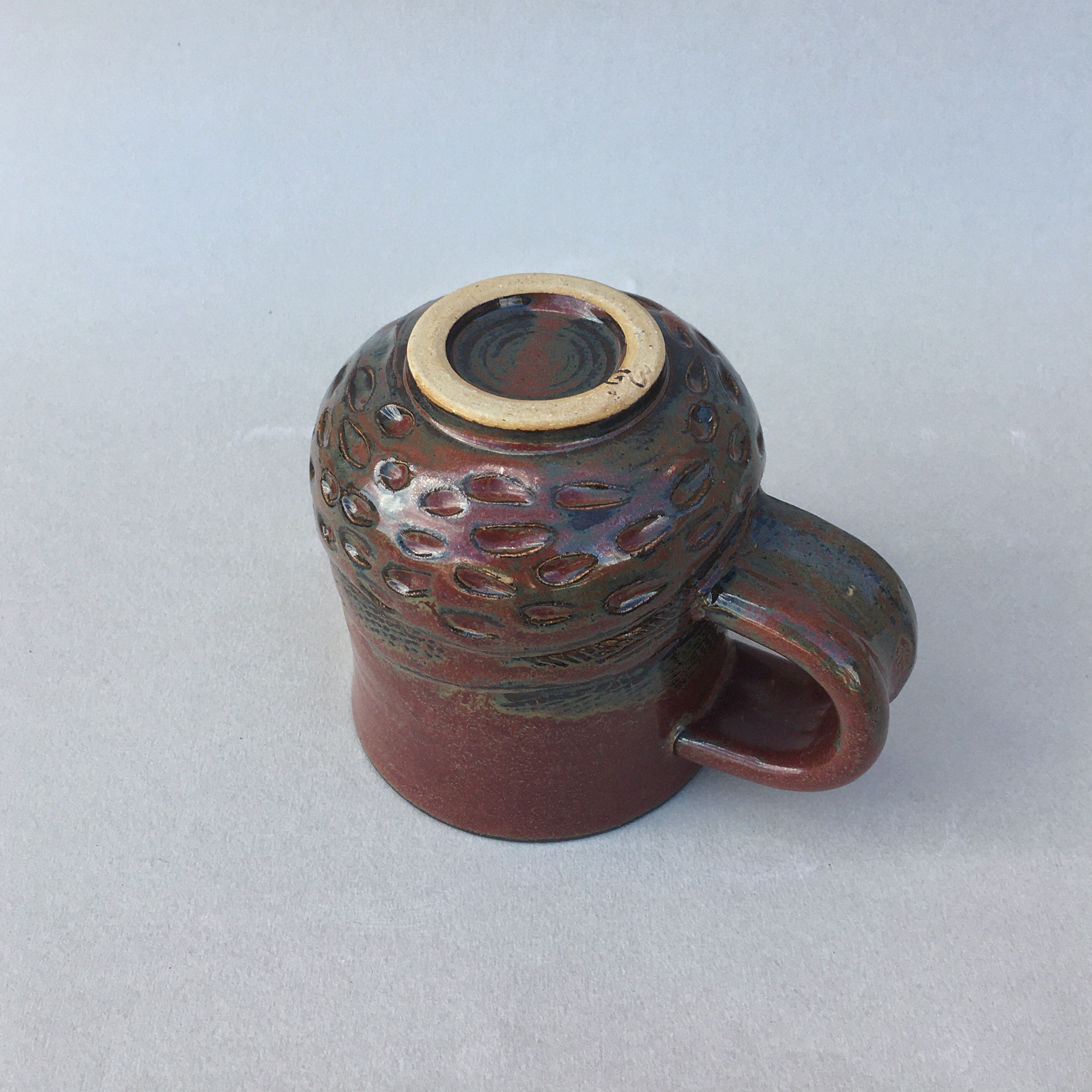 Carved Coffee Mug, Red — MOHEI CERAMICS