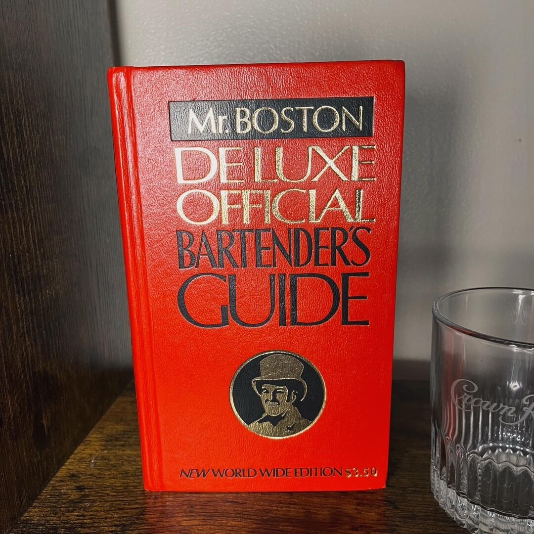 1979 Mr. Boston: Deluxe Official Bartenders Guide Hardcover - Etsy