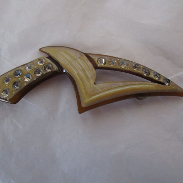 Flapper Girl Brooch - Etsy