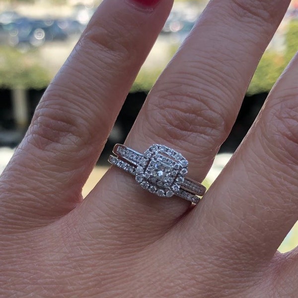 Princess Cut Diamond Halo Ring - Etsy