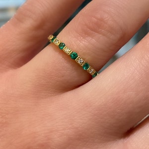 Art Deco Emerald Green and Diamond Band. Emerald Diamond Stackable Ring ...