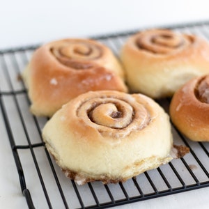 HALF DOZEN DIY Cinnamon Roll Kit Gift Beginner & Kid Friendly | Etsy