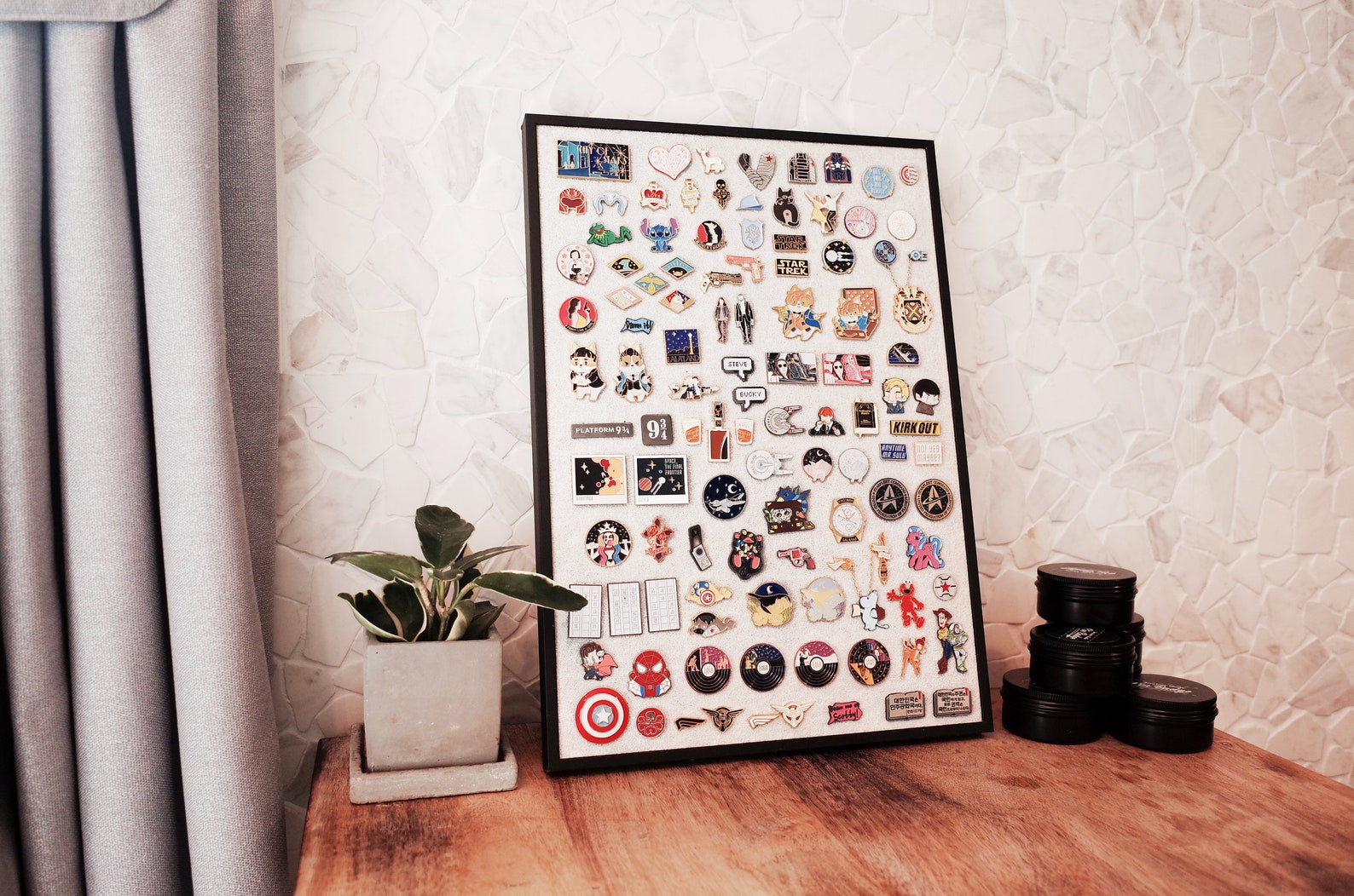 Pin Badge Display Metal-frame Enamel Pin Display Box for - Etsy