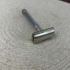 Vintage Lady Gillette Electric Blue Double Edge Safety Razor 1964 - Etsy