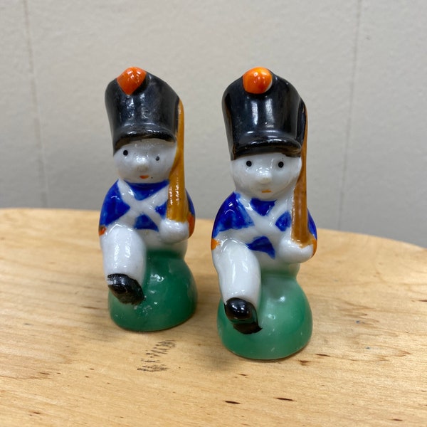 Salt and Pepper Shakers - Etsy