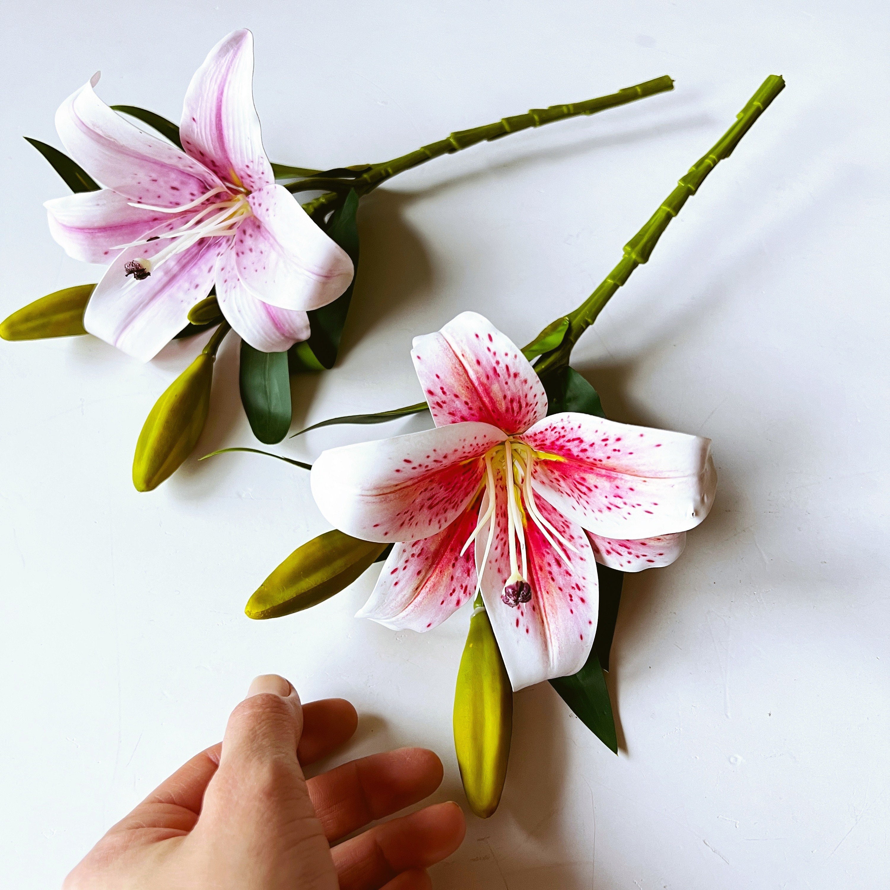 Real Touch Artificial Lily Flowers Lilly on Stem Artificial - Etsy