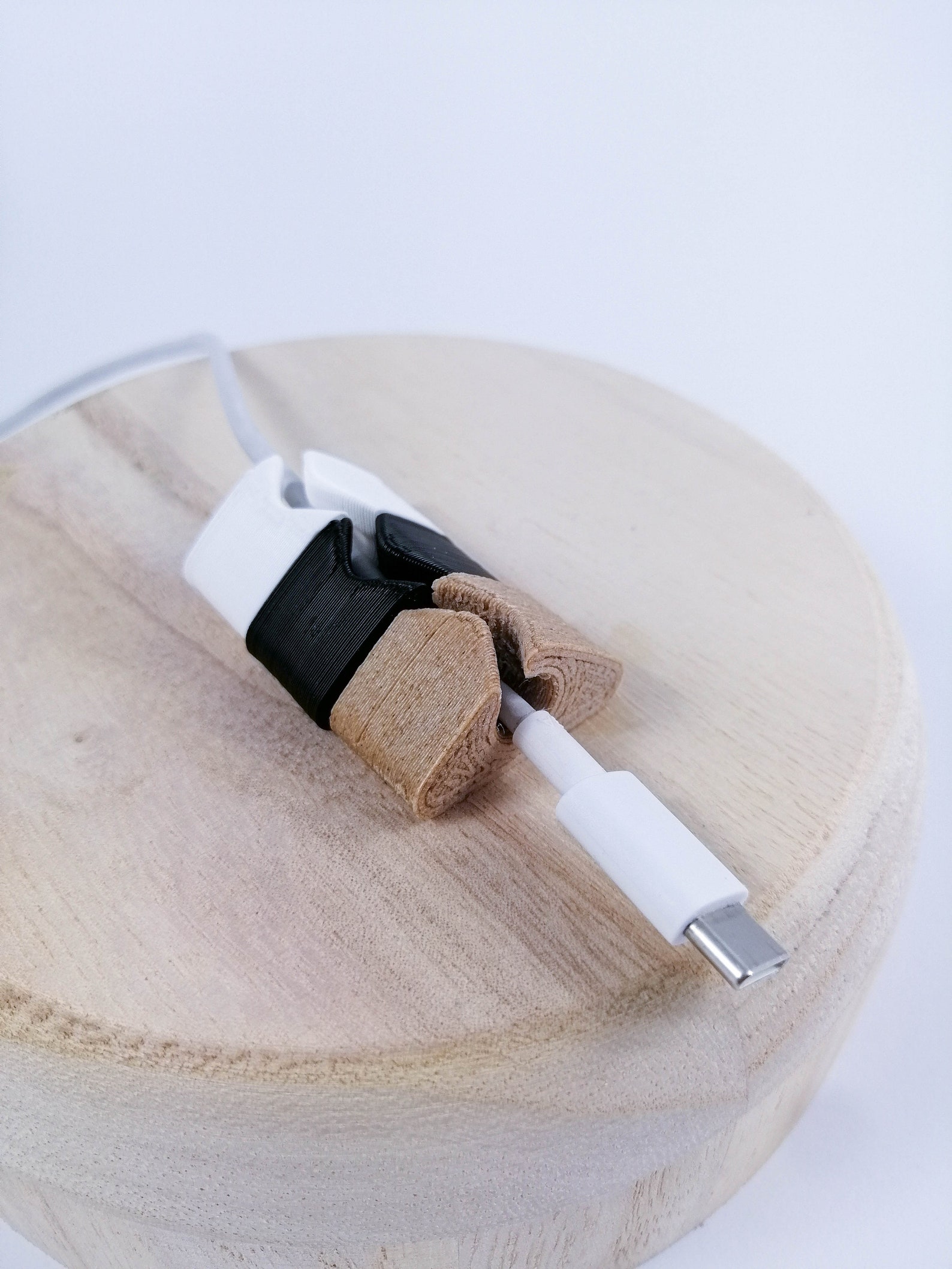 Cable Holder pack of 3 Wire Organizer Charger Organizer Table Cable ...