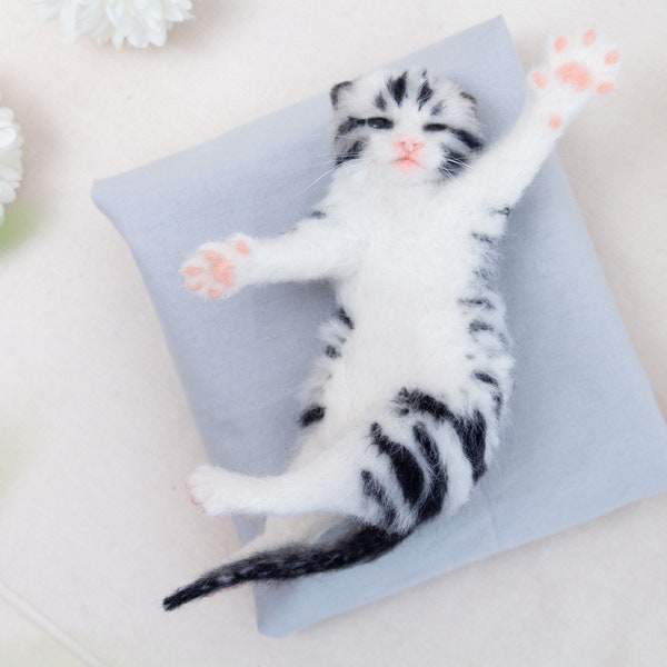 Felt Kitten - Etsy