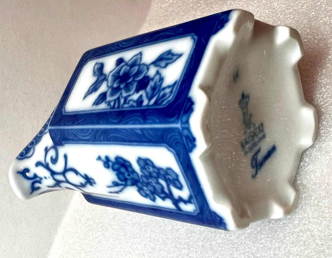 Kaiser - Porcelain - Cobalt Blue Creamer - Rare - Tsian Echt Cobalt ...
