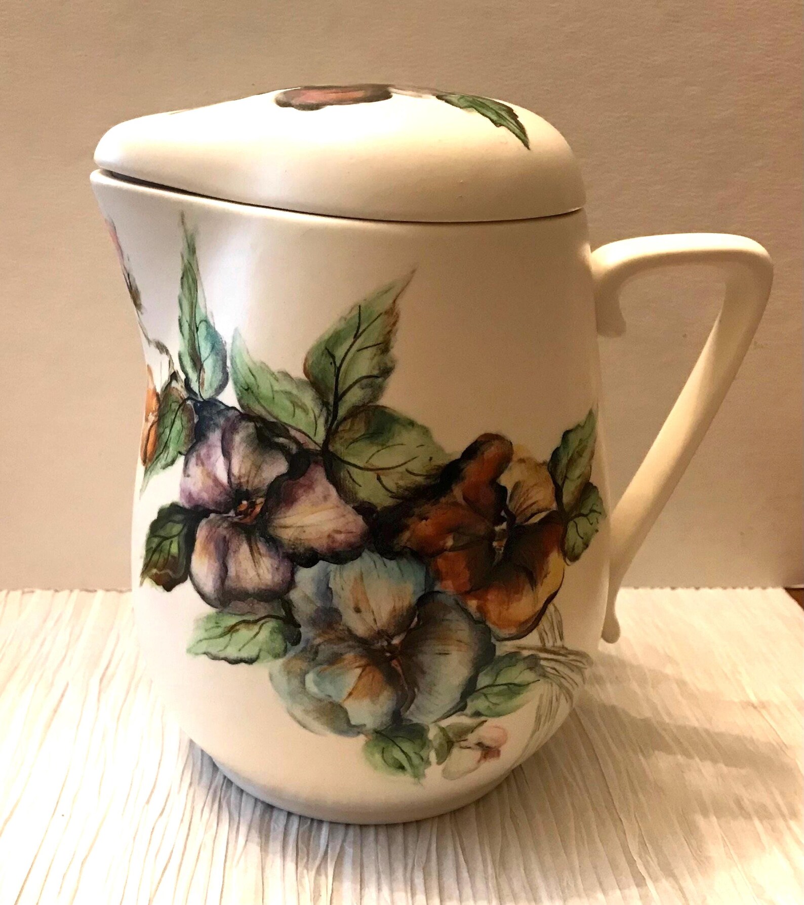 Vintage Floral Covered Pitcher With Lid - Etsy
