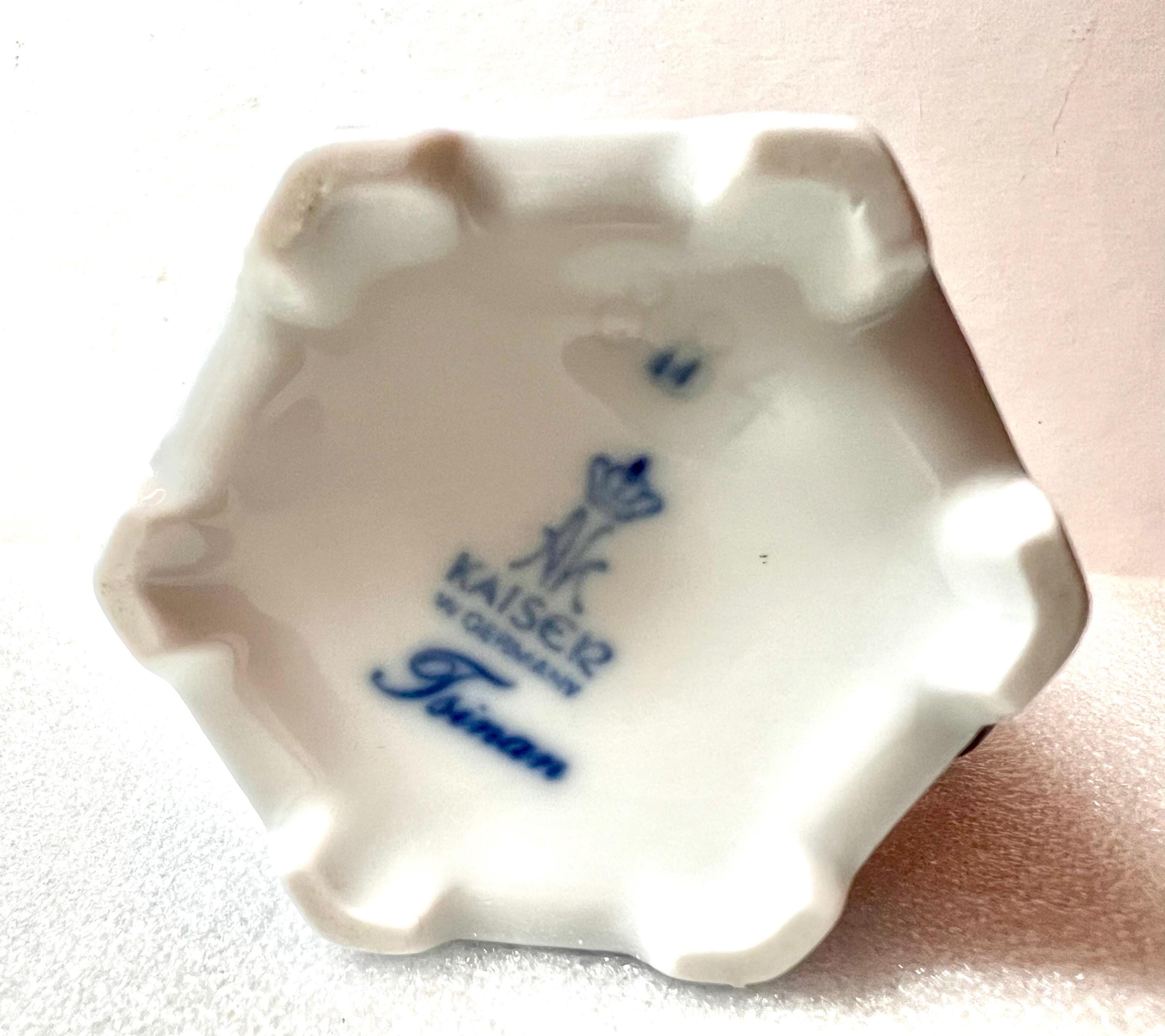 Kaiser - Porcelain - Cobalt Blue Creamer - Rare - Tsian Echt Cobalt ...