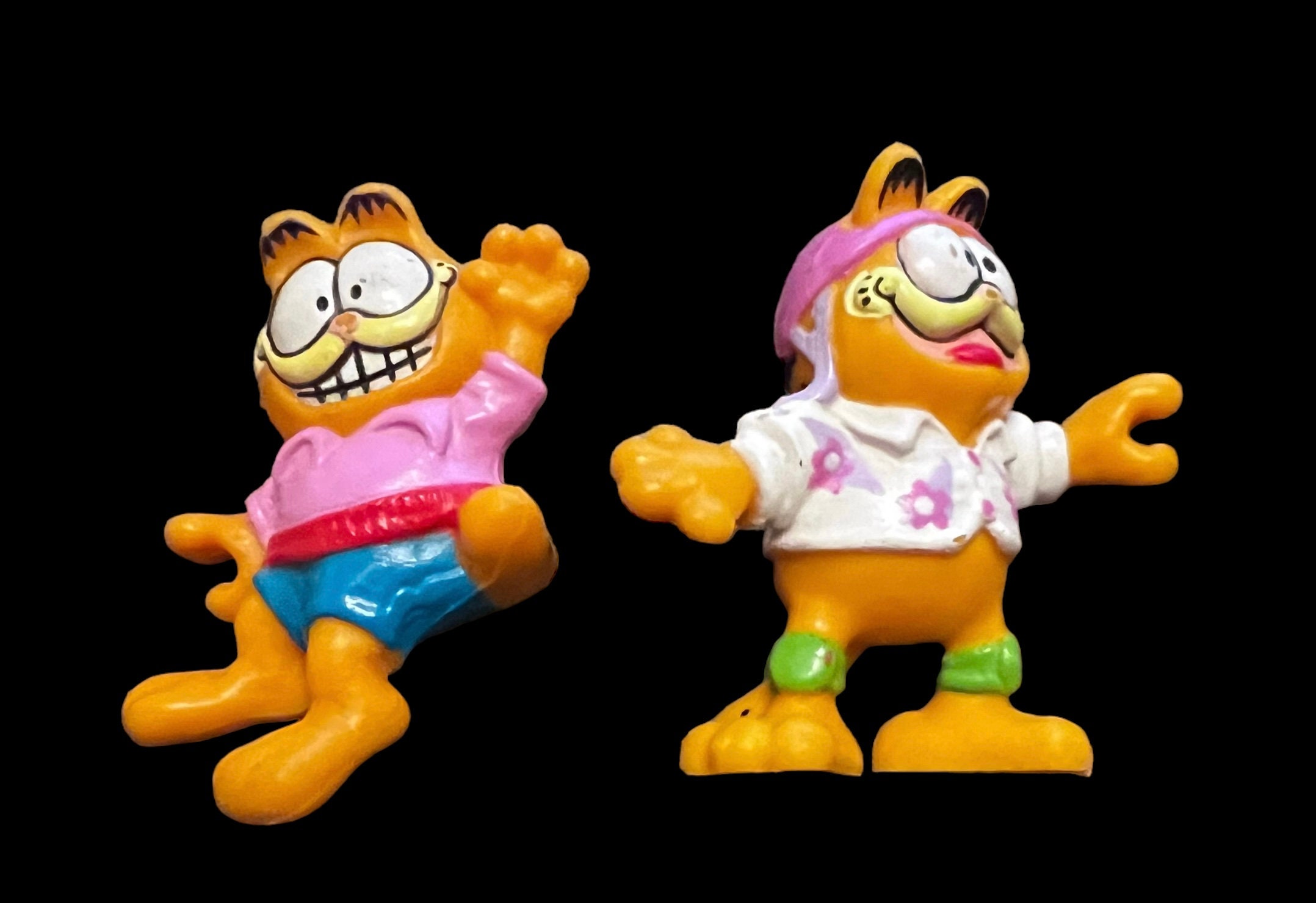 Garfield Book 1988 & 2 Figurines: Shelf Sitter and Skateboarder. - Etsy