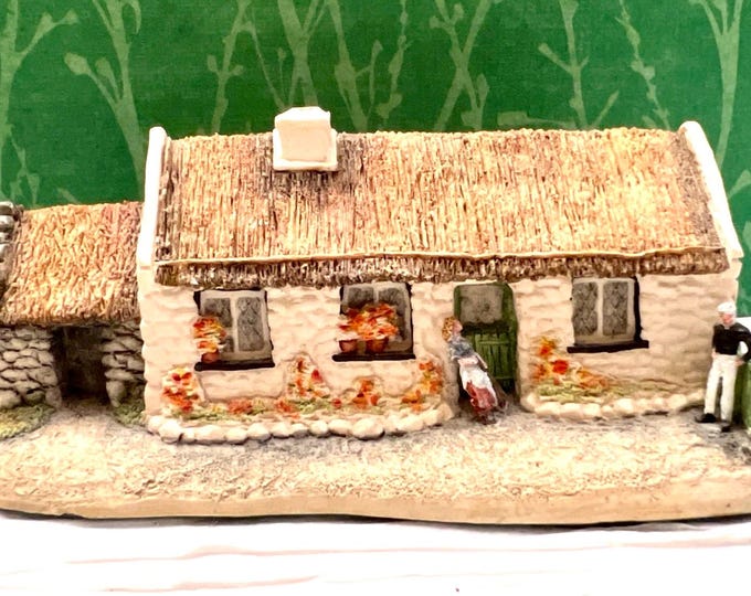 The Irish Heritage Collection QM04 White O’ Morn. Mini Stone Cottage ...
