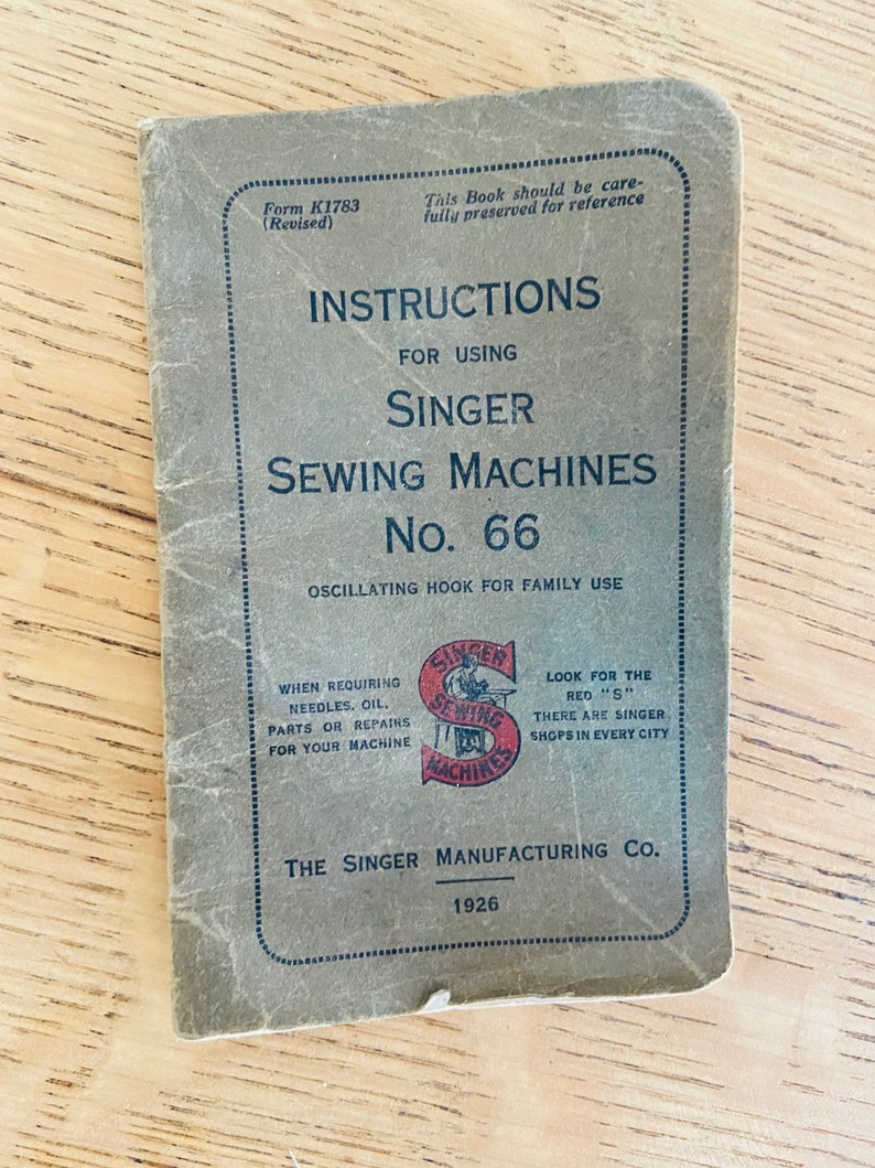 SOLD* Commissions Taken. Vintage Singer Sewing Table & Machine - Etsy