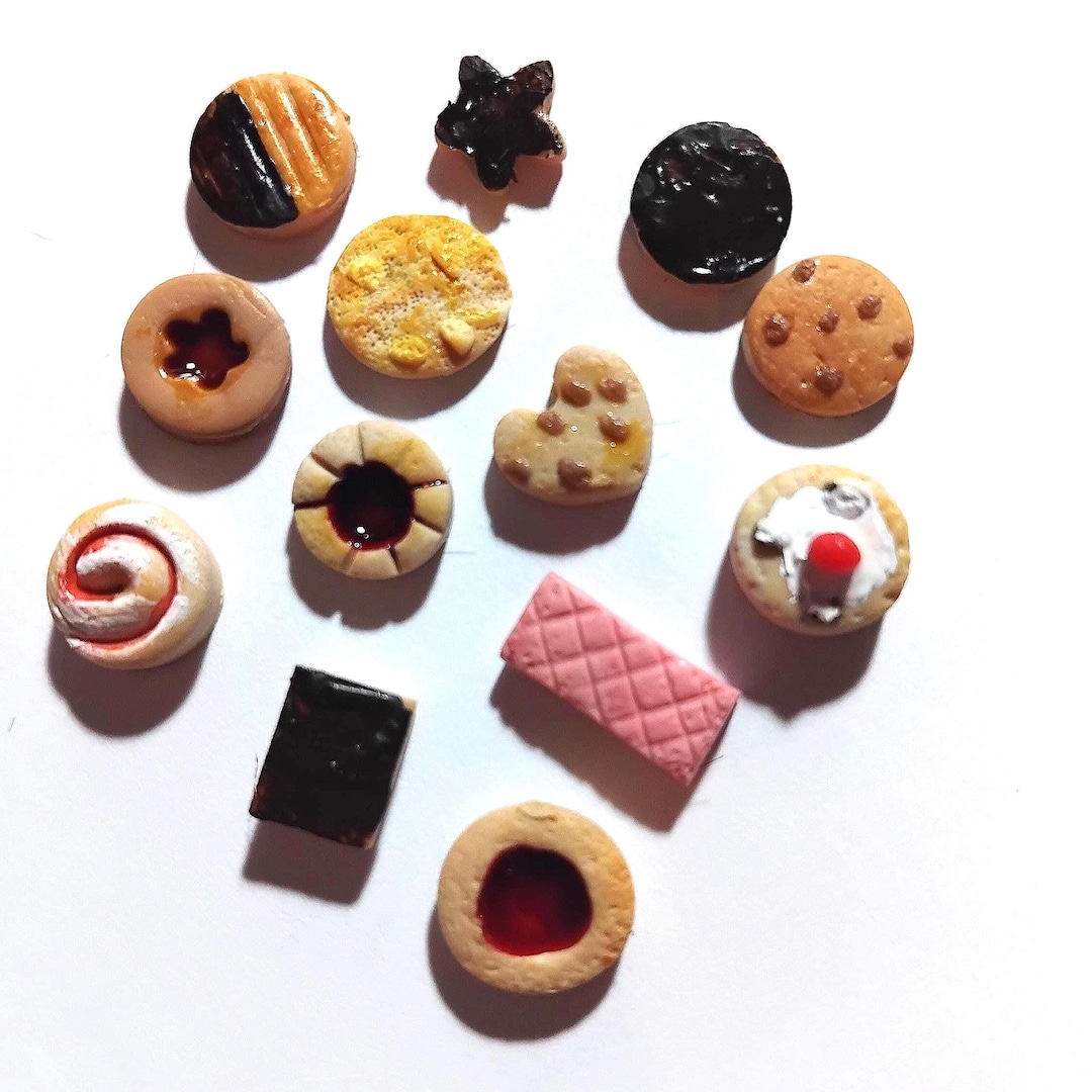Miniature Cookies/biscuits Arrange Them on Your Plates - 1:12 Scale ...