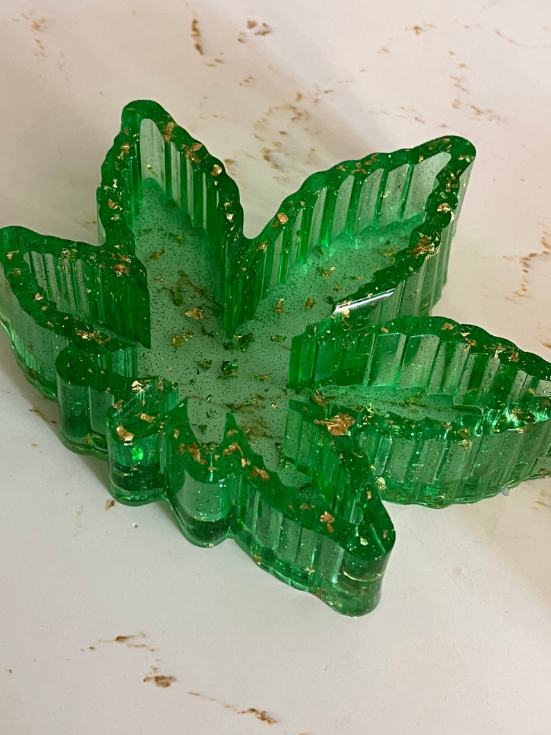 Cannabis, Marijuana Leaf, Weed Resin Ashtray Customizable - Etsy