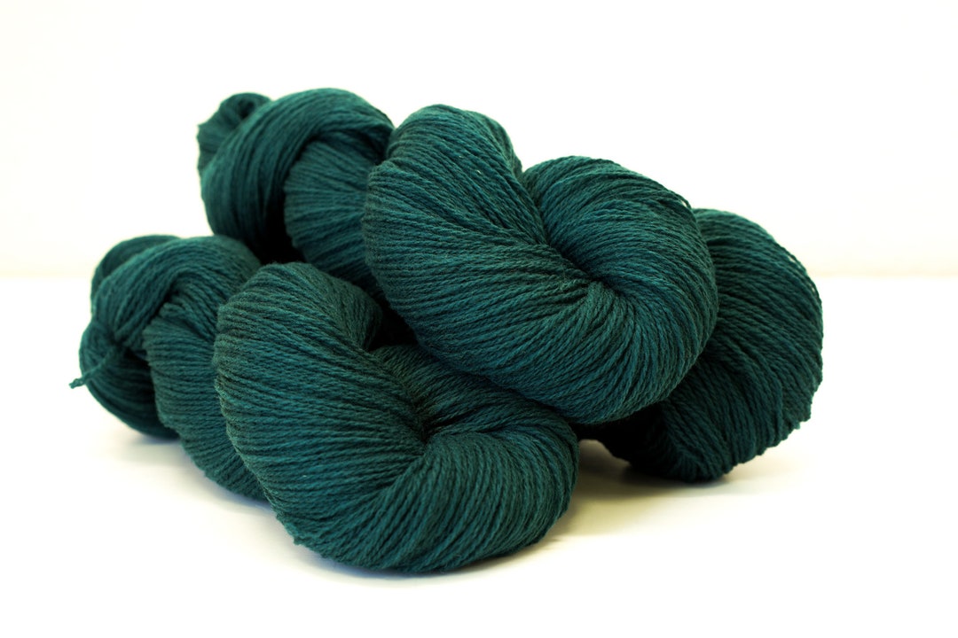 Emerald Green Soft Merino Wool Yarn 440m/100g for Hand or Machine ...