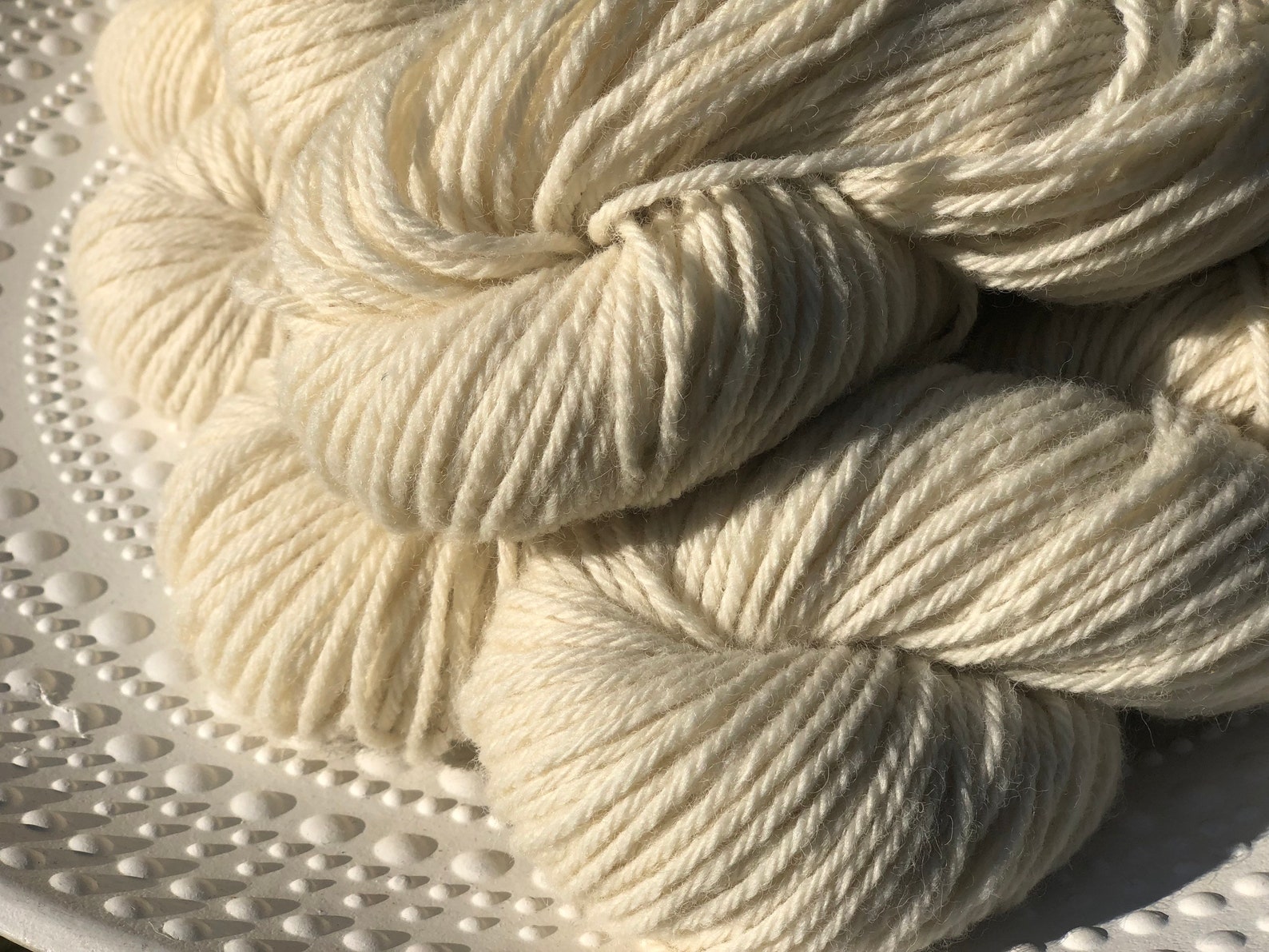 Milk White Sheep Wool Yarn 100 G/110m Yarn for Dyeing | Etsy
