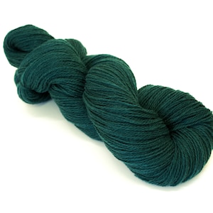 Emerald Green Soft Merino Wool Yarn 440m/100g for Hand or Machine ...