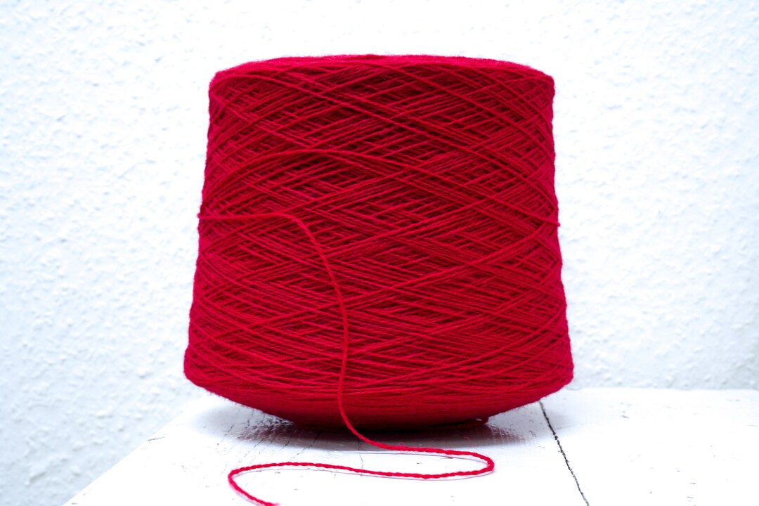 Bright Red Color Wool Cone 0,9kg/31.7oz Fingering Yarn for Weaving ...