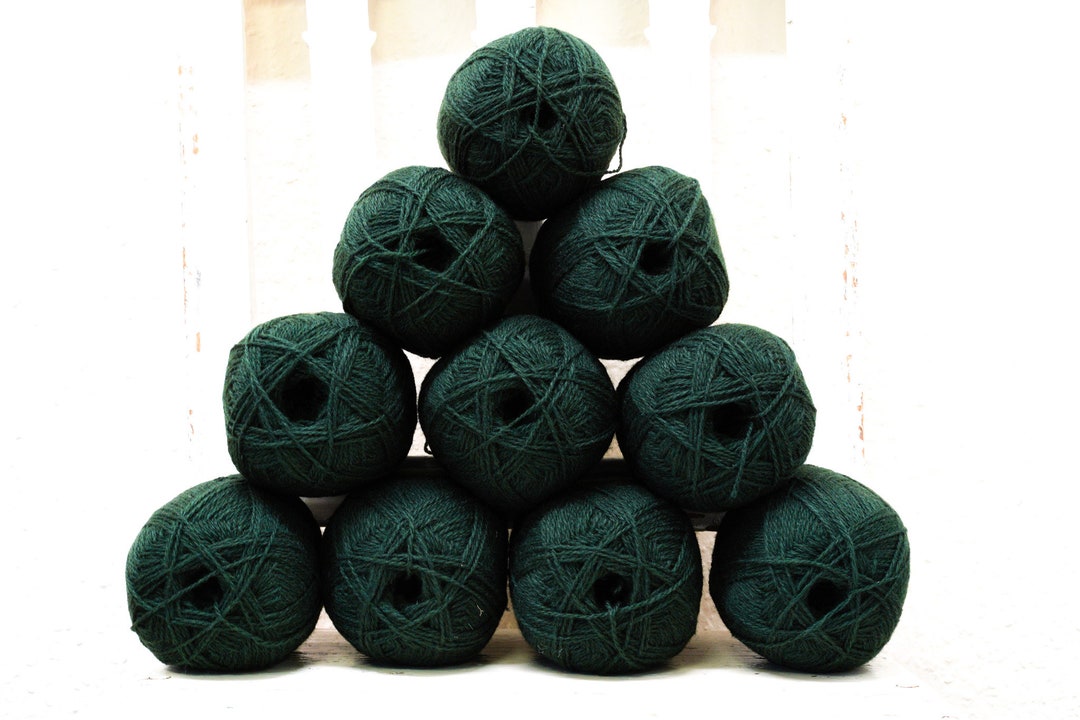 Dark Green New Zealand Wool Yarn - 100g./3,50 Oz. - for Hand or Machine ...