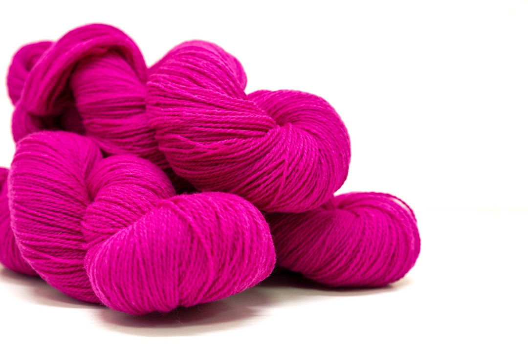 Fuchsia Pink Soft Merino Wool Yarn - 440m/100g - for Hand or Machine ...