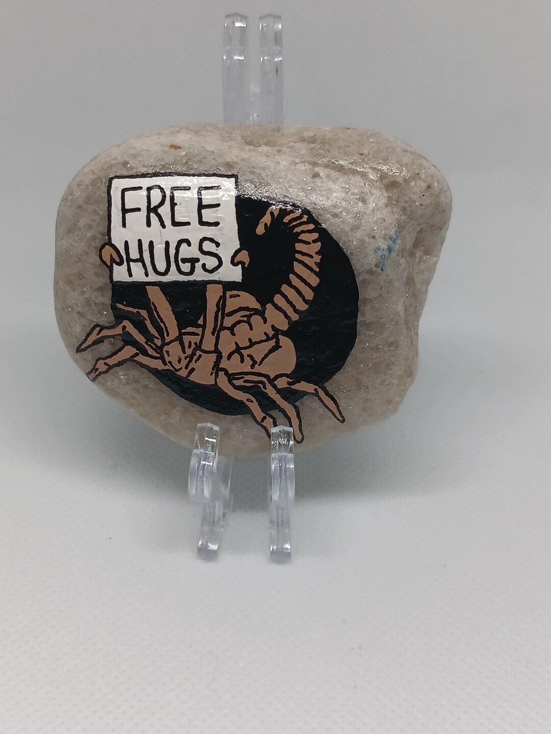Free Hugs Alien Painted Rock - Etsy