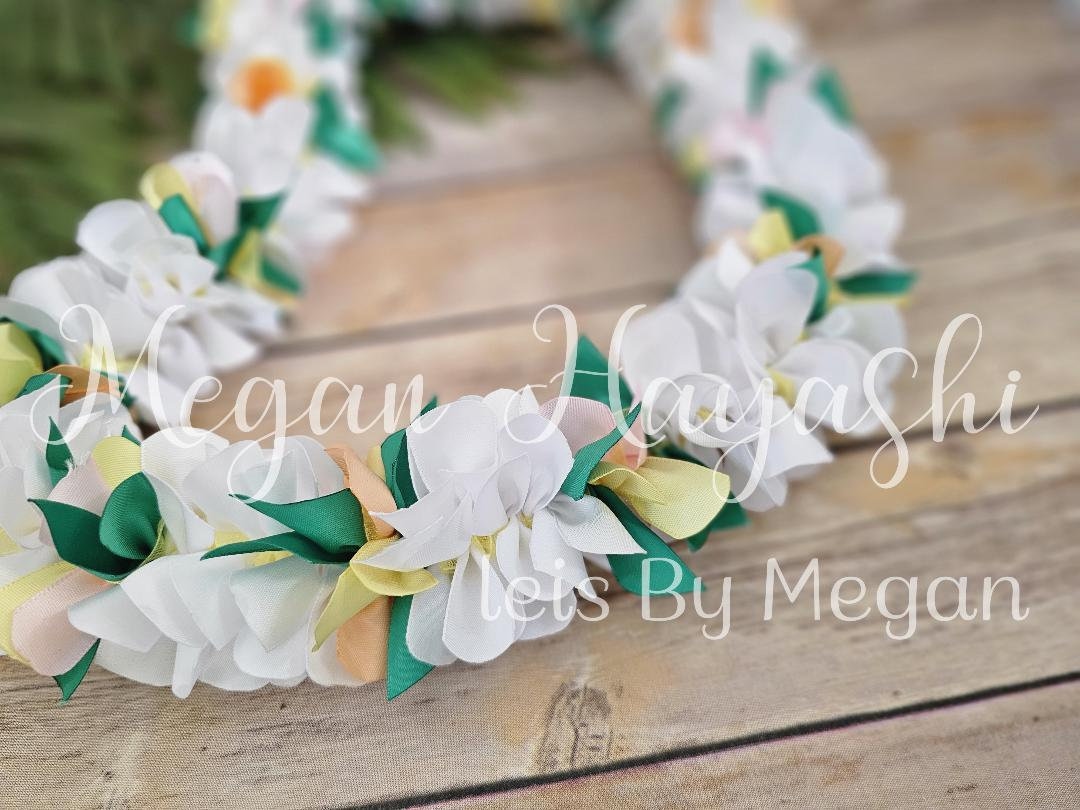 Ribbon Lei, Flower Ribbon Lei, Graduation Lei, Girls Graduation Lei ...