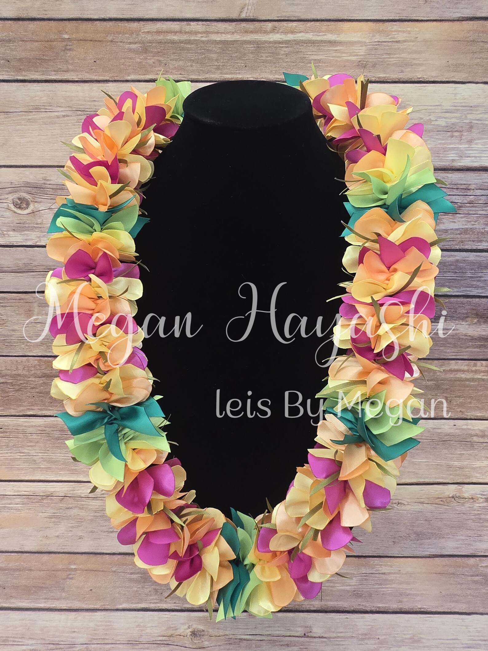 Colorful Ribbon Flower Lei, Graduation Gift Tag - Etsy