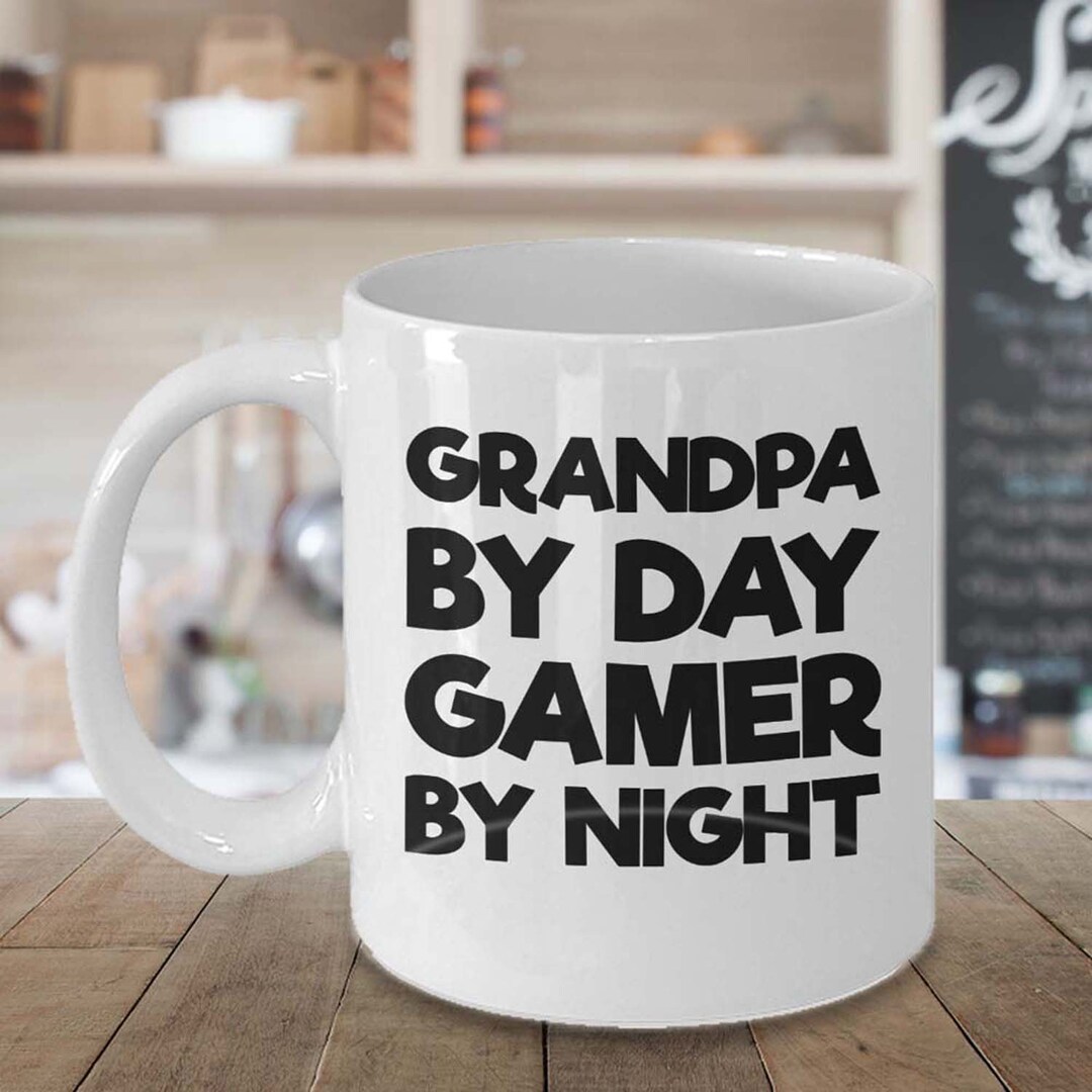 Grandpa Gamer Mug Grandpa By Day Gamer by Night Funny - Etsy.de