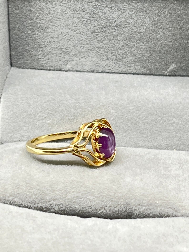 Vintage Solid Gold Violet Color Genuine Star Sapphire Ladies Ring Size ...
