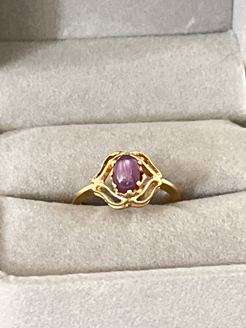 Vintage Solid Gold Violet Color Genuine Star Sapphire Ladies Ring Size ...