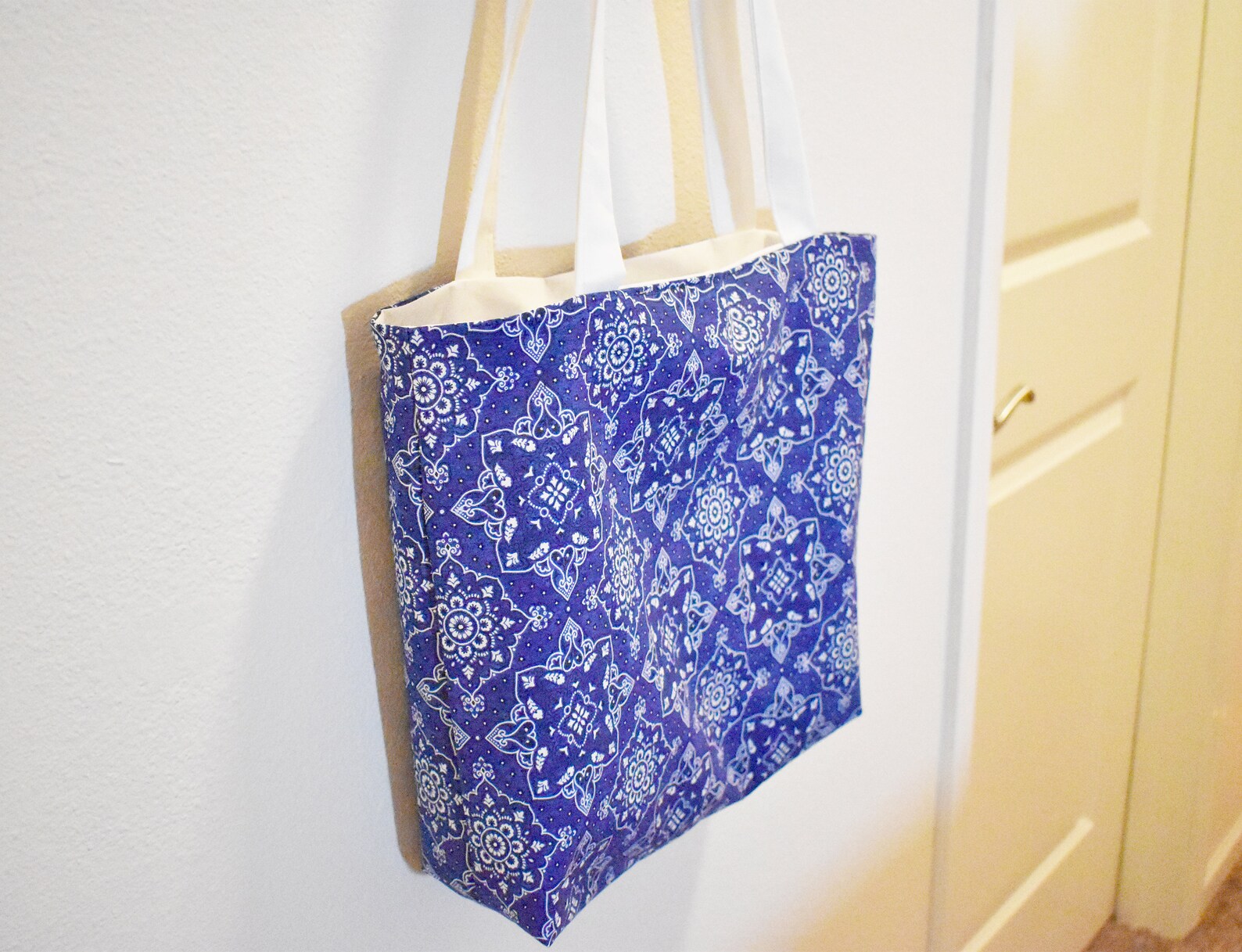 Mandala Tote Bag//mandala Hippie Bag//mandala Design//hippie - Etsy