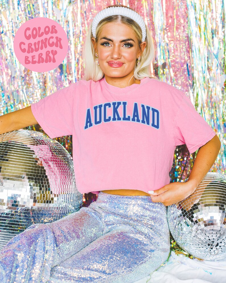 Auckland New Zealand Shirt, Gifts, COMFORT COLORS, Tshirt, Crew Neck ...