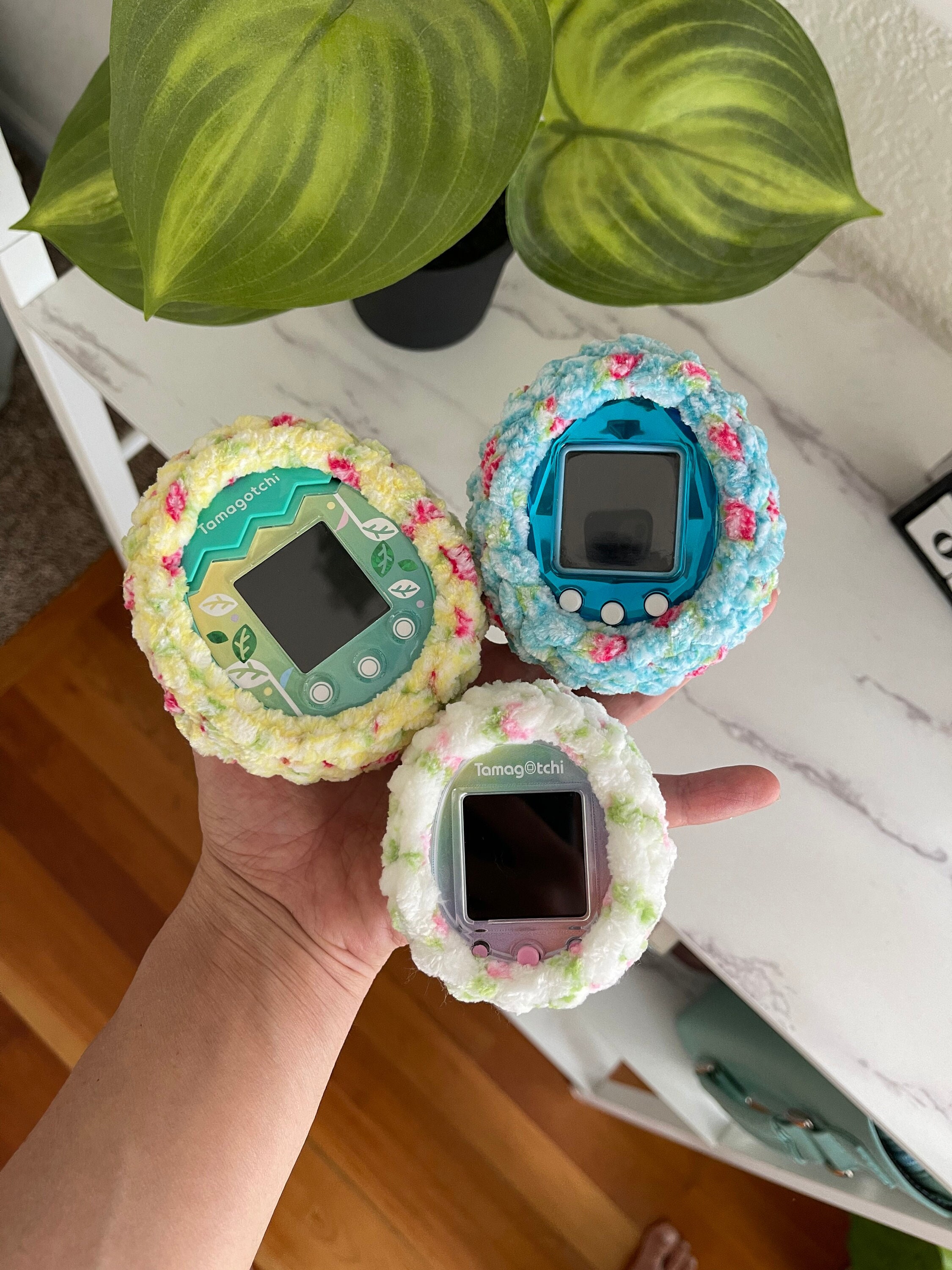 Basic Fluffy Floral Tamagotchi Cases (on/meets/mix/ps/id/idl/pix) - Etsy
