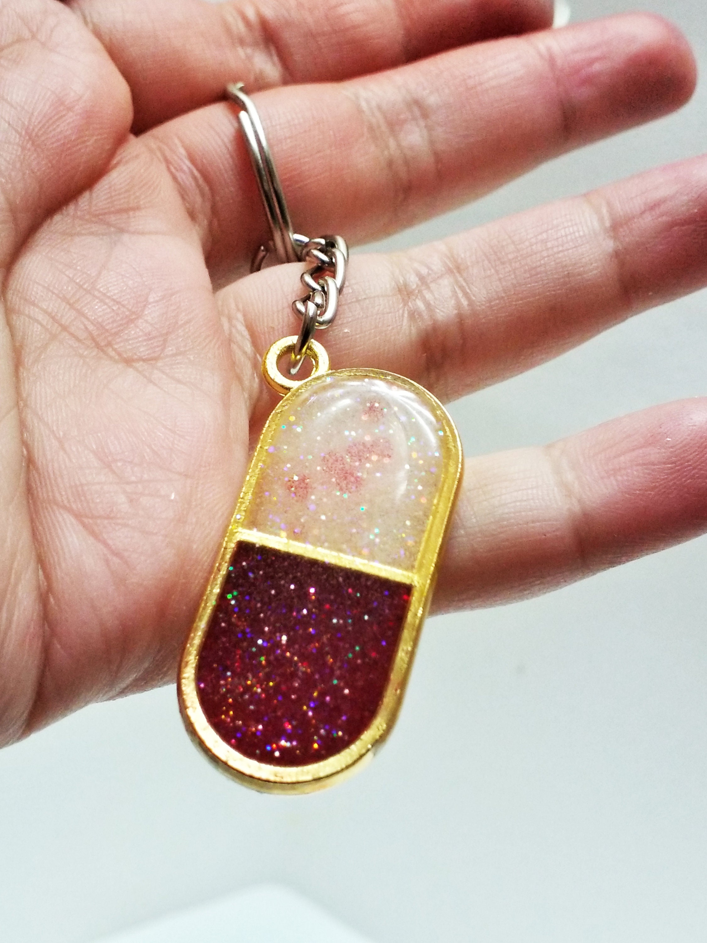 Yami Kawaii Yume Kawaii Menhara Pill Keychain Cute Blood Pill Resin ...