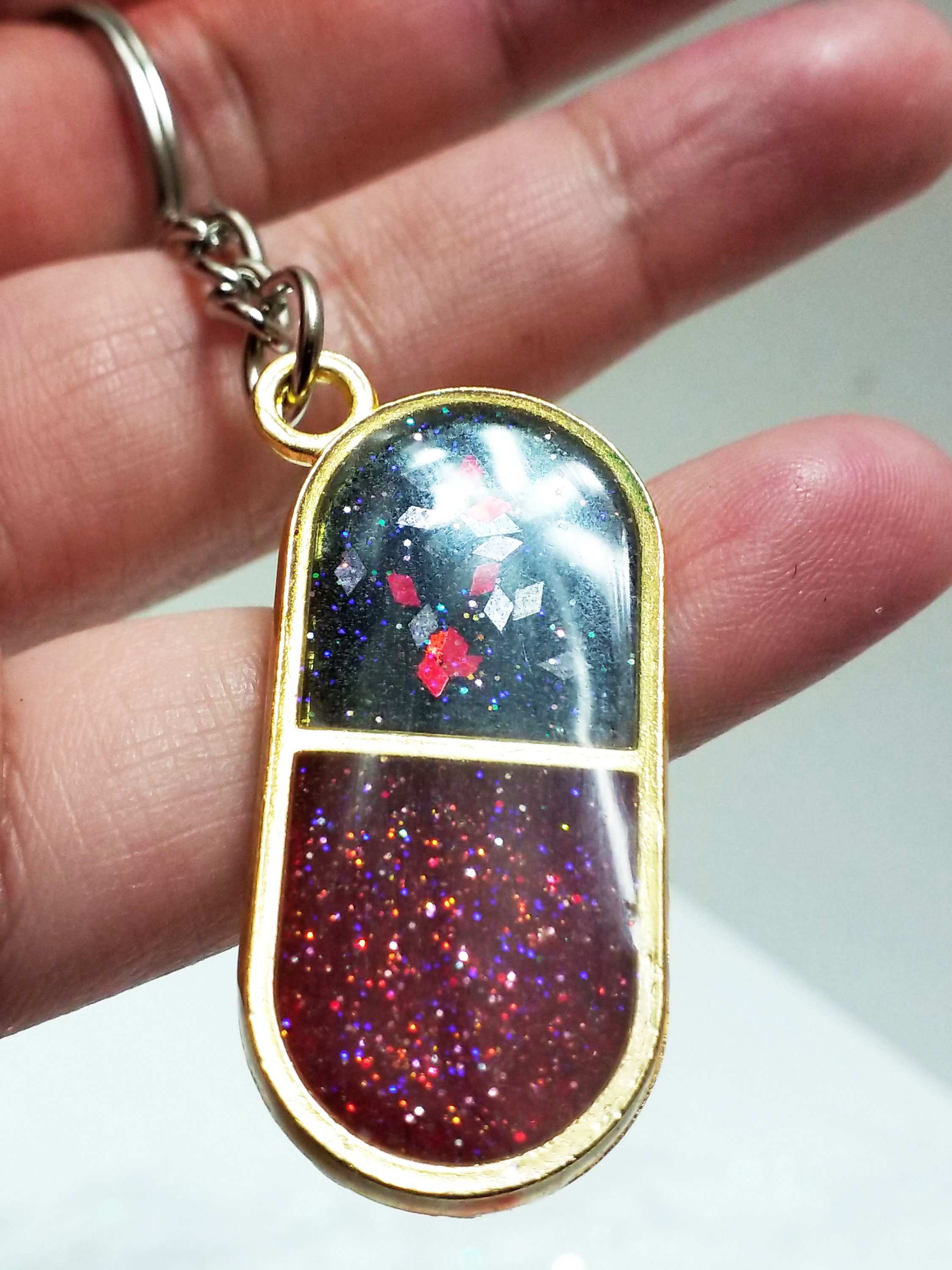 Yami Kawaii Yume Kawaii Menhara Pill Keychain Cute Blood Pill Resin ...