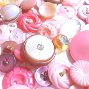 Lot 100 Mixed Assorted PINK Vintage & Newer Wholesale Bulk Buttons ...