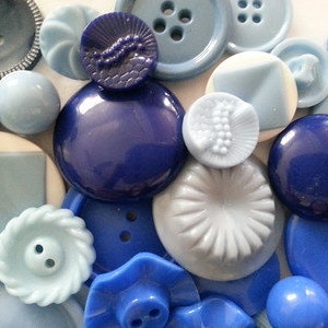 Sewing & Fiber Sewing Closures & Fasteners Job Lot 100 Blue Buttons ...
