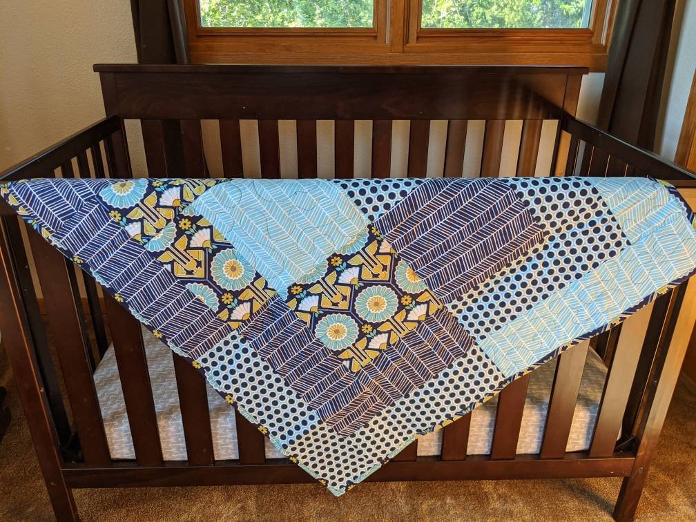Twisted Fours Baby Crib Quilt Pattern (.PDF) - Etsy