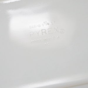 Snowflake Pyrex 548 B & Lid 1950s White Turquoise Snowflake Casserole ...