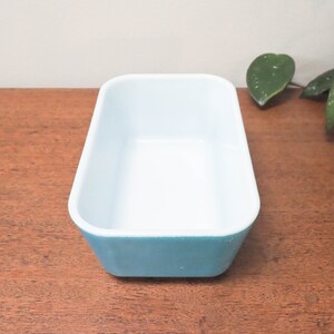 Turquoise Blue Pyrex Refrigerator Dish - 502 - Pyrex Leftover Dish ...