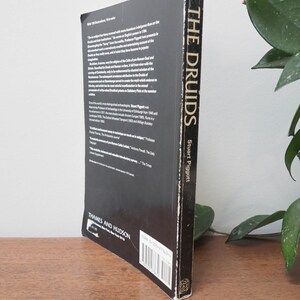 The Druids - Stuart Piggott - 1989 - Druidism - Theology Reference ...
