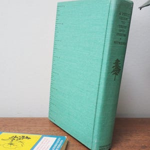 A Field Guide to Trees and Shrubs - Peterson Field Guide - George A ...