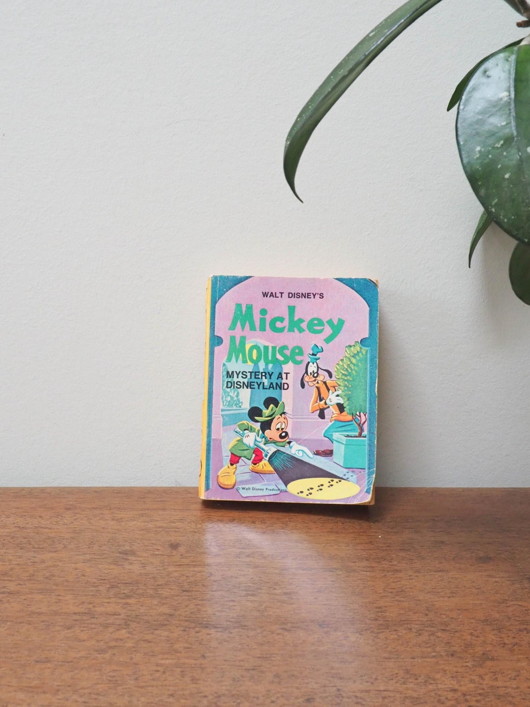 Vtg Mickey Mouse Mystery at Disneyland 1975 Walt Disney's Big Little ...