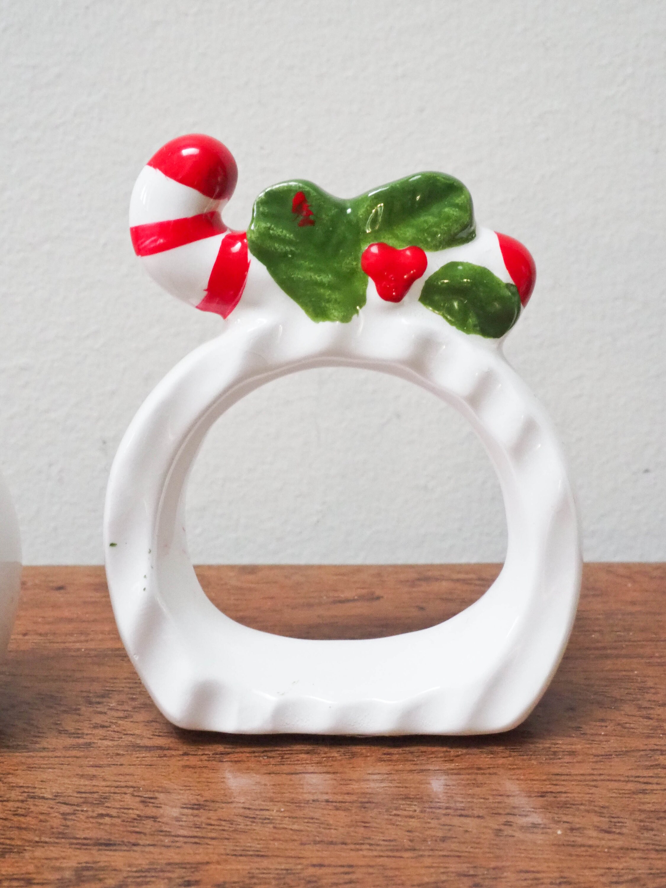 Ceramic Candy Cane Christmas Napkin Rings - Vtg Set 3 Porcelain Ceramic ...
