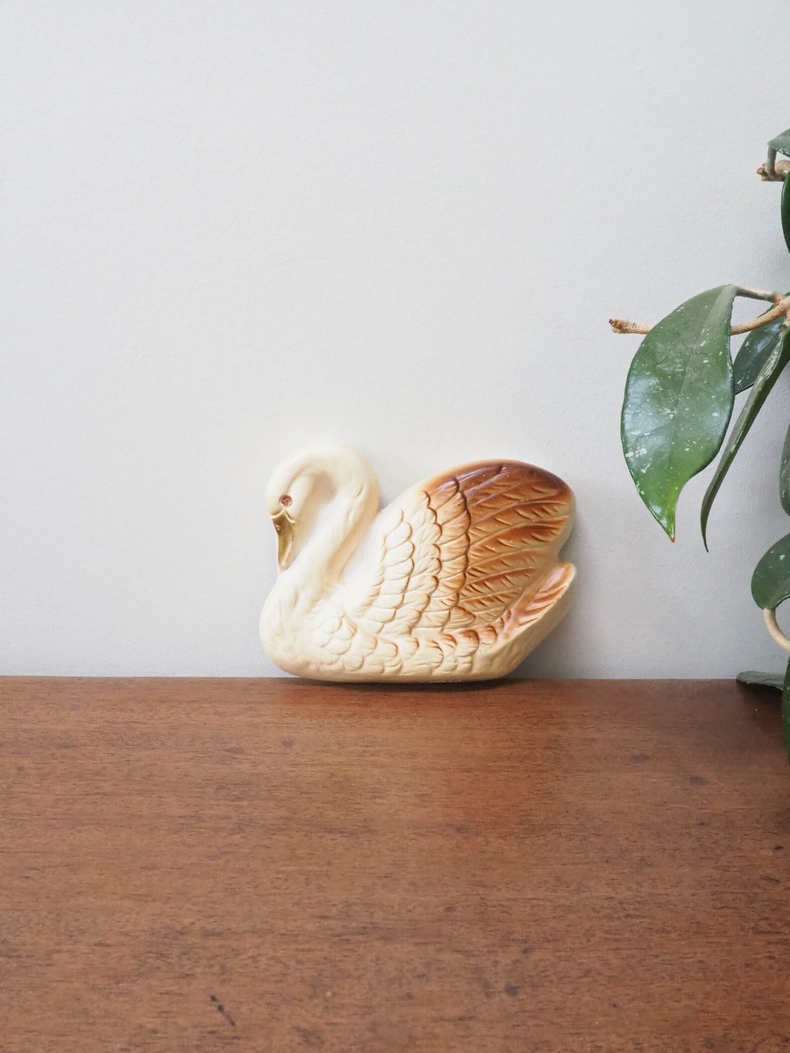 Vtg Swan Chalkware Wall Plaque - Vintage Beige Bird Wall Decor ...